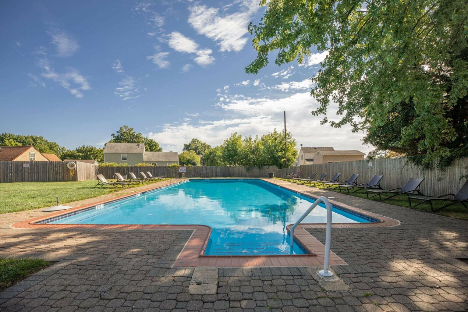 Photos of Apartments & Amenities | Hidden Forest