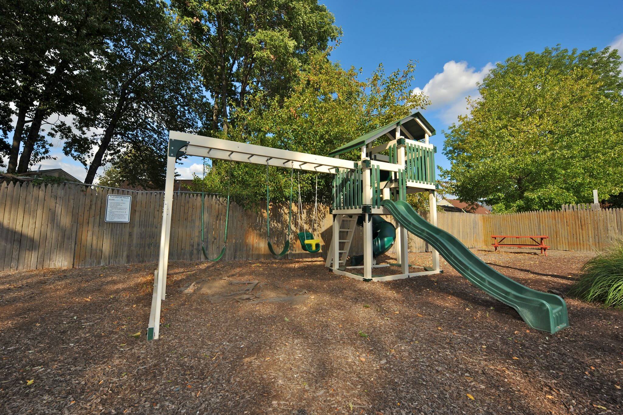 Photos of Apartments & Amenities | Hidden Forest